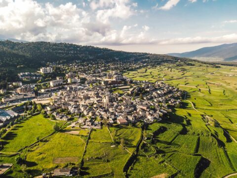 Home Page - Les Angles